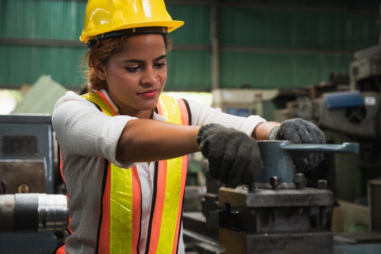 Construction of New University Housing Building Focuses on Local Hiring ...